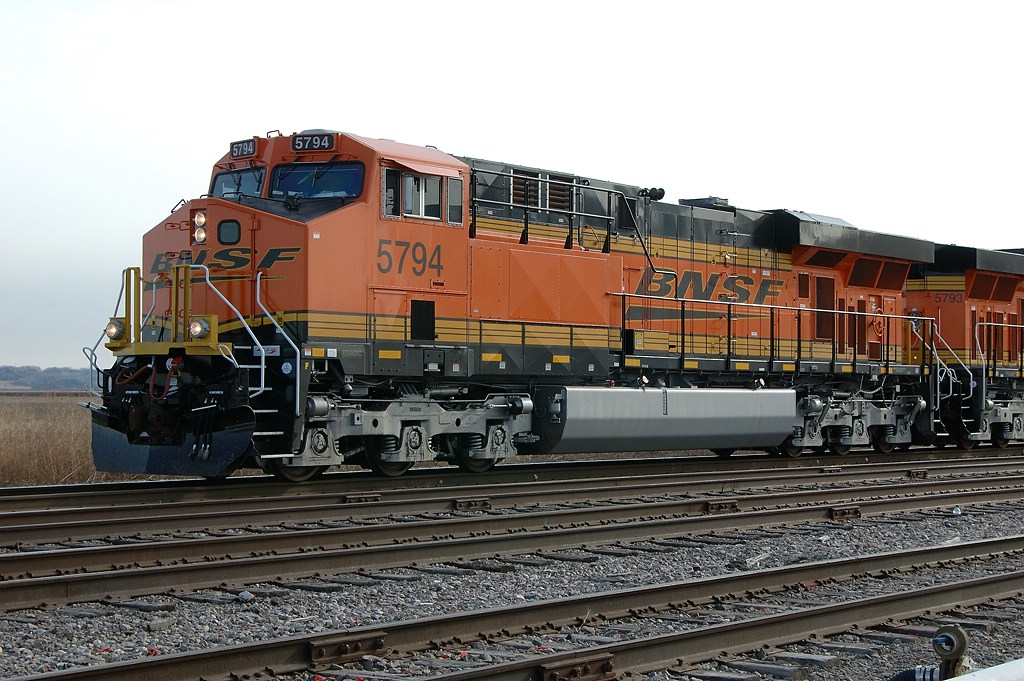 BNSF 5794, NEW GEVO ES44AC, Northbound out of Kansas City on BNSF's Napier Sub